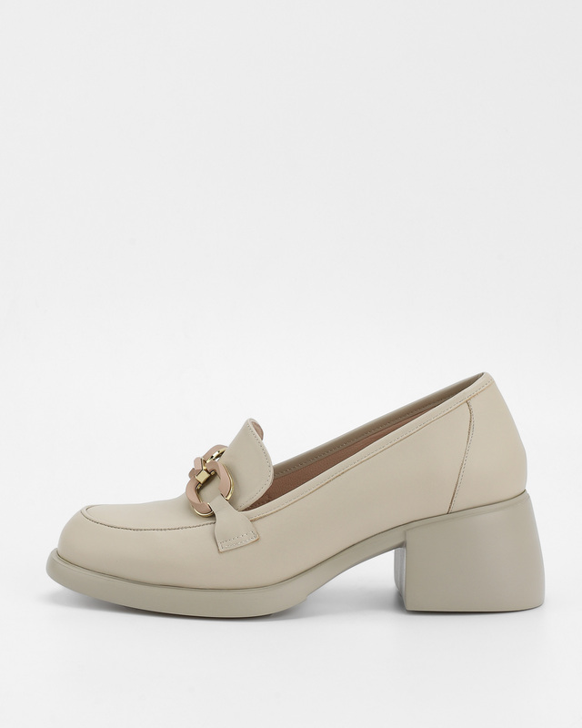 Легкие кожаные лоферы на устойчивом каблуке с декоративной пряжкой DFC ...
