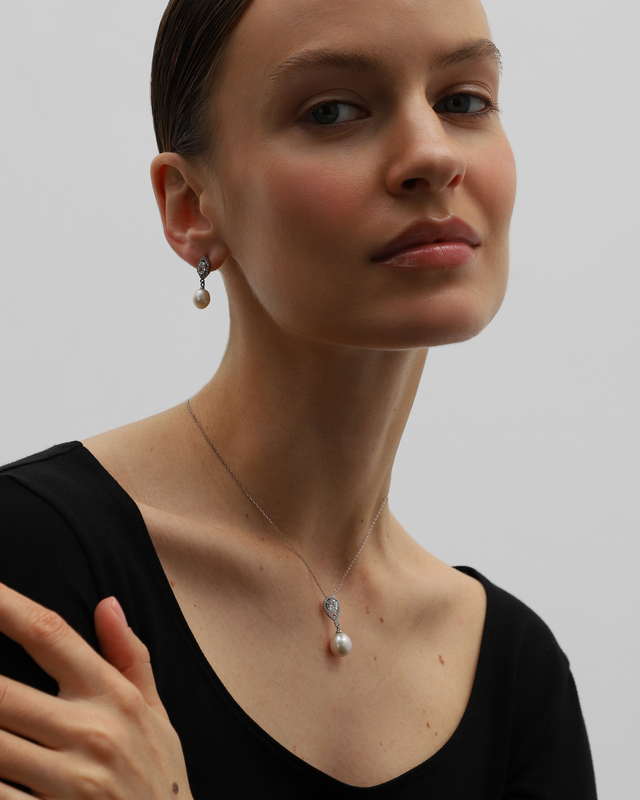 Серьги с овальными жемчужинами Pearls Melody 160008 купить за 2590.0 ...