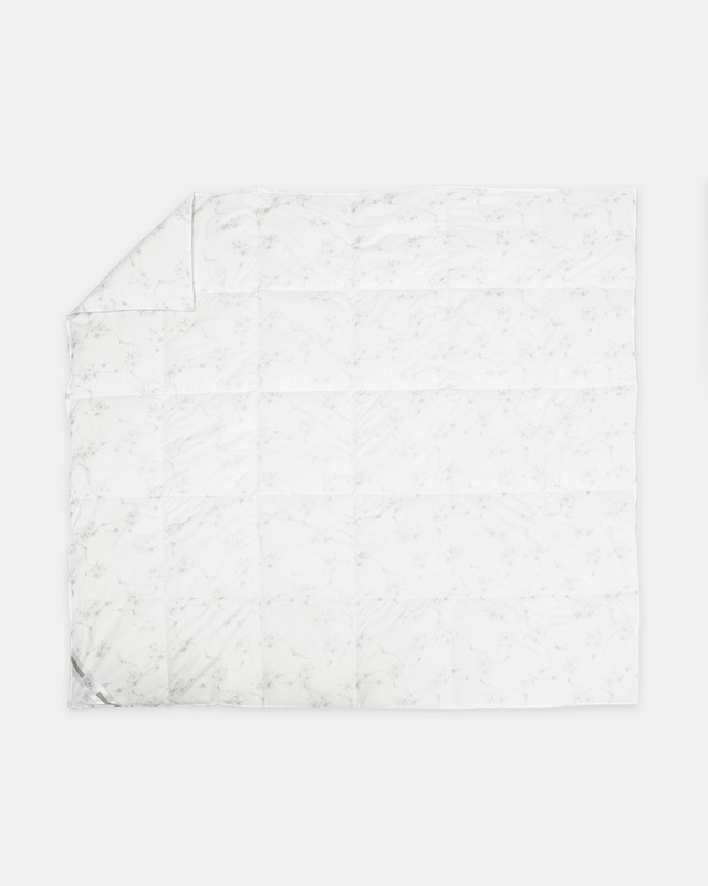 Daune Royal Одеяло "Сакура" 172х205, белый (УЦЕНЕННЫЙ ТОВАР ...