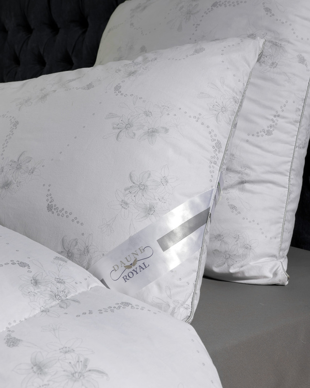 Подушка «Сакура» Daune Royal 178164 купить за 4999.0 рублей в интернет ...