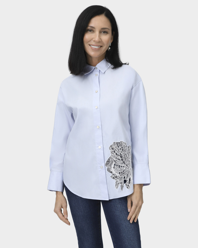 Хлопковая блузка с кружевной вставкой Calin Doux 190191 купить за 8990. ...