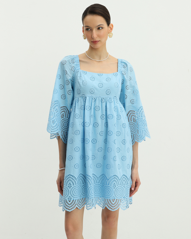 Платье из ажурного кружева с застежкой на пуговицы на спинке Calin Doux ...