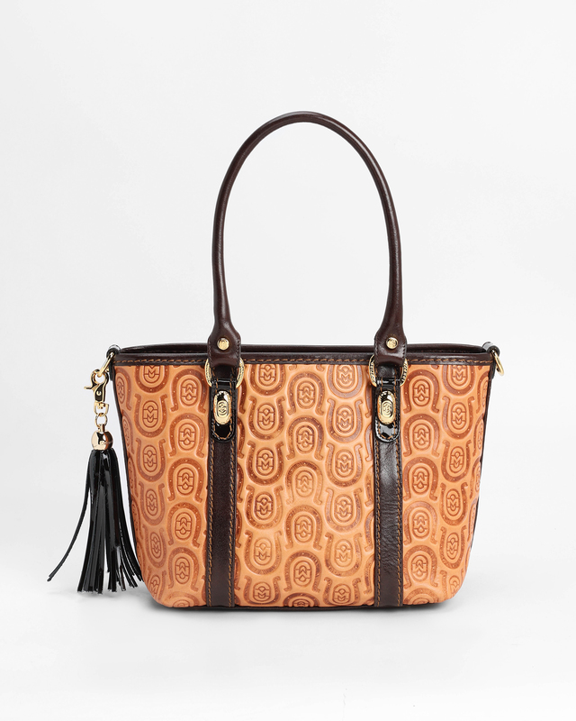 Сумка-тоут из натуральной кожи с тиснением лого бренда и съемным ...