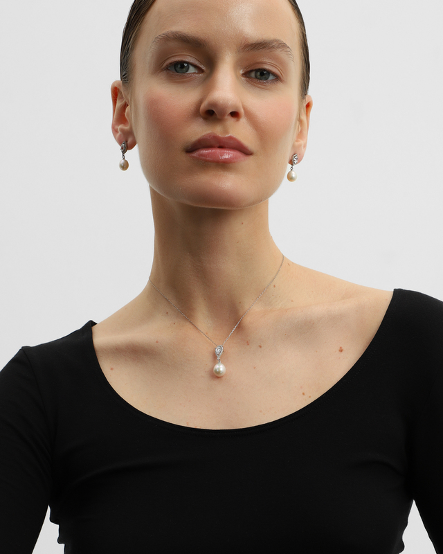 Серьги с овальными жемчужинами Pearls Melody 160008 купить за 2590.0 ...