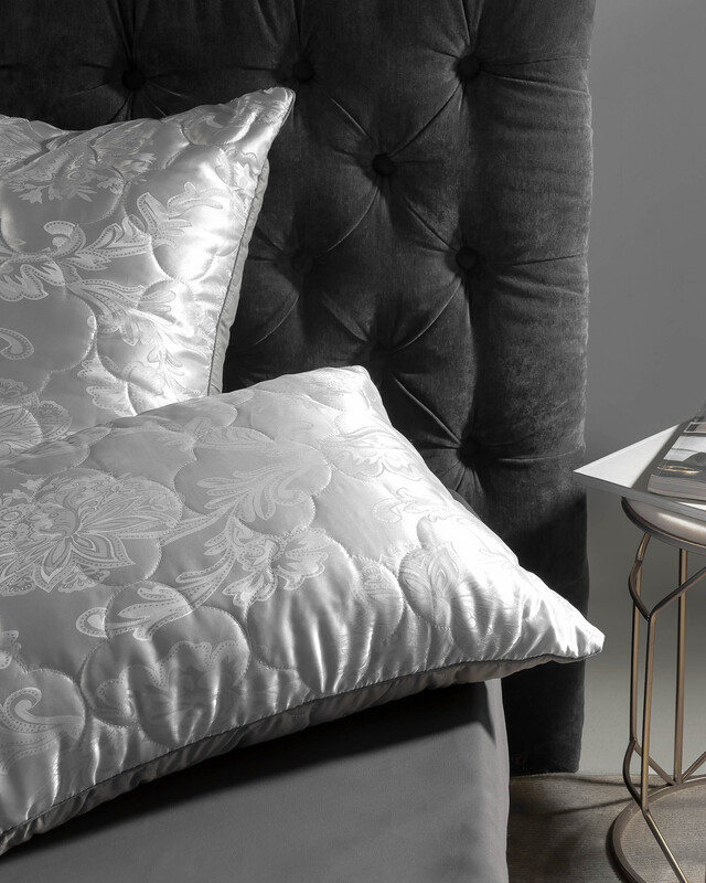 Подушка «Королевское утро» Daune Royal 182160 купить за 2299.0 рублей в ...